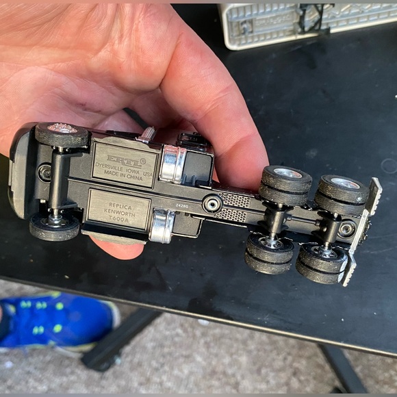 Toys | Ertl Kenworth 115 Semi Truck Die Cast Big Rig Stpc Tractor Toy ...